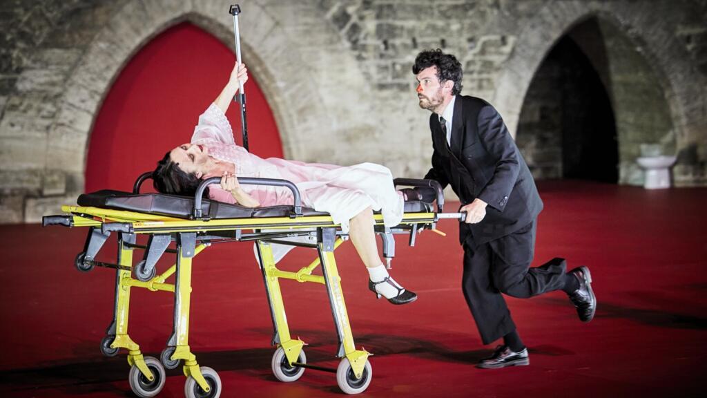 Angélica Liddell au Festival d’Avignon: sexe, sagesses et deux enterrements